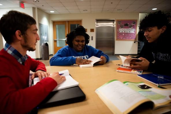 UK Receives National Honor for Commitment to First-generation Student Success | UKNow